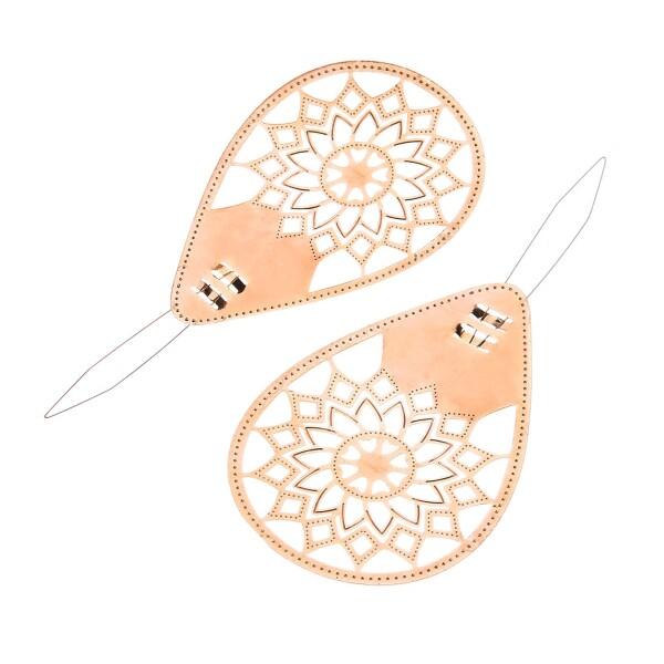 Hicello 糸通し器 2枚セット 金属 スレダー 裁縫ツール 縫製スレッド テーラー商品コード：55079248874型番：糸通し? セット内容:糸通し2枚? 高品質の銅合金で作られており、耐久性が高いです。デザインも繊細でおしゃれです...