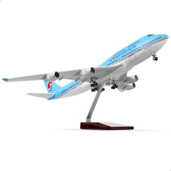 QIYUMOKE ボーイング747 韓国版 1/160 大型飛行機模型 - 全長17インチ ダイキャスト製飛行機模型 大人向け スタンド付き747型機航空愛好家へのギフトやディスプレイの装飾に最適です商品コード：55079252989型番：...