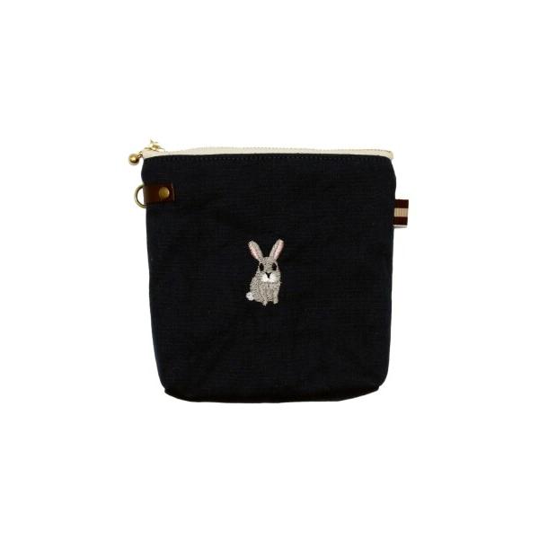 保冷保温ポーチ ミニポーチ おやつポーチ おかしポーチ 刺繍 帆布 (ネイビー, うさぎ)商品コード：55079290105型番：HPB-SNサイズ：うさぎカラー：ネイビー夏場はチョコや飴など溶けやすいお菓子と保冷剤を、冬場はおにぎりなどを...