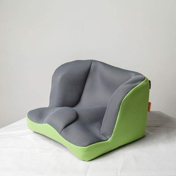 LAPS kids S ライトグリーン（ラップスキッズ） 子どモノ姿勢をサポートするクッション 姿勢 骨盤サポート 椅子用 取り外し 持ち運び 通気性 フィット ラップスキッズ商品コード：55079447129型番：TC-LK01サイズ：S...