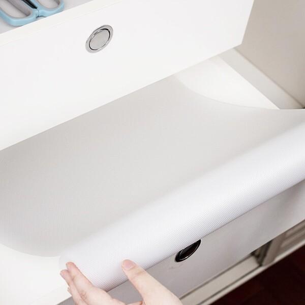 引き出しシート 防水 防汚 滑り止め 収納マット 透明 食器棚 冷蔵庫 棚用カット可能 整理シート おしゃれ キッチン用品商品コード：55079675598型番：30*300-cmサイズ：長さ3mx幅0.3mカラー：ホワイト? 防水・防汚仕...