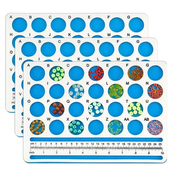 BENECREAT 3枚入り フェルト ビーズデザインボード 27.8x19.6cm 長方形 ビーズトレイ 30グリッド アルファベット付き ジュエリー作り用のトレイ 手作り ジュエリー製作 DIY用品 ホワイト商品コード：55080855...