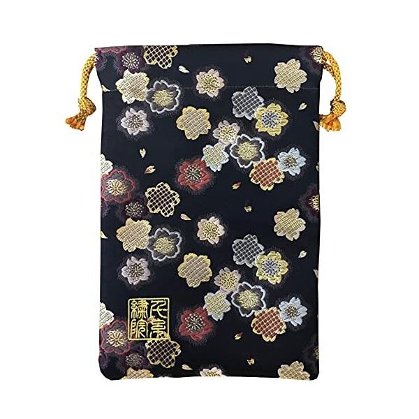 千糸繍院 西陣織 金襴 巾着袋（裏地付き） 金色夜桜 中サイズ商品コード：55080859283型番：SSKF-113M京都・西陣織の金襴生地で仕上げた当店オリジナルの巾着袋(裏地付き)です。前面左下に当店ロゴ古印文字の刺繍を施しており、職...