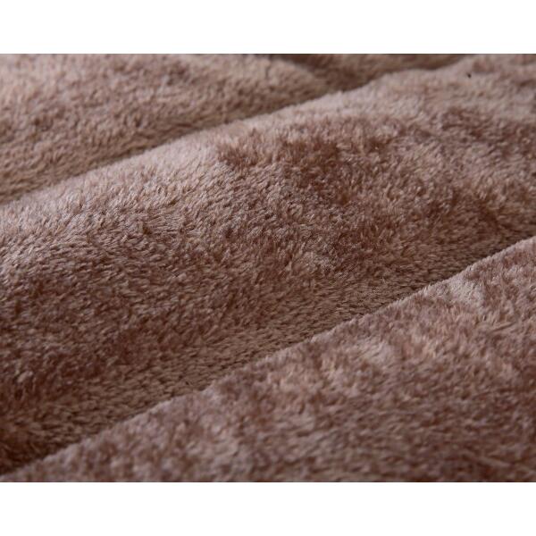 アルミシート入りチェアカバー2枚 ブラウン商品コード：55080937950型番：56-0041カラー：ブラウン各色同色2枚組座り心地ふかふか、ポカポカ冬仕様に模様替え。中身にはアルミシート入りなので体温の熱反射して中わたあったかです。表地...