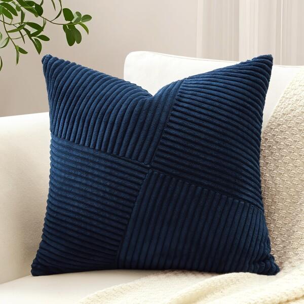 Otostar クッションカバー 45x45cm 1枚 おしゃれ 可愛い 無地 コーデュロイ 4分割斜めストライプ デザイン モダン ジッパー式 インテリア 室内装飾用 装飾用ピローカバー (45x45,ネイビー)商品コード：5508093...