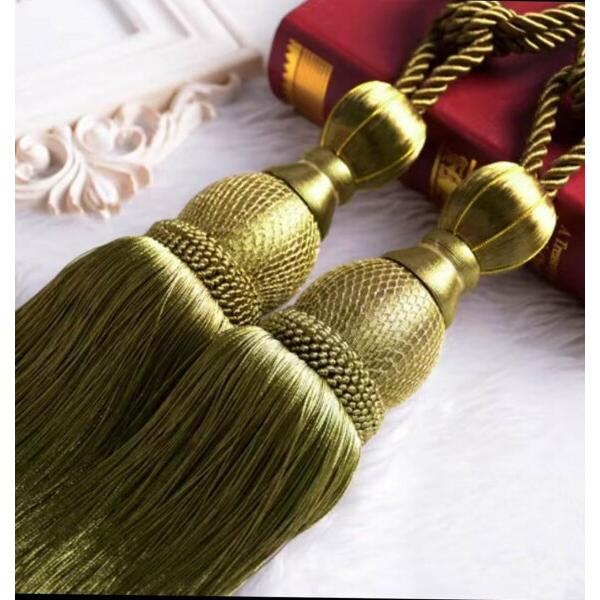 カーテンタッセル ンアクセサリー ン留め 高級 大きいサイズ ンホルダー ンロープ 窓装飾 ロープタッセル 紐 締め おしゃれ 房掛け 2本入り(エメラルド）商品コード：55080941061型番：1829サイズ：71cm W X 3.0c...