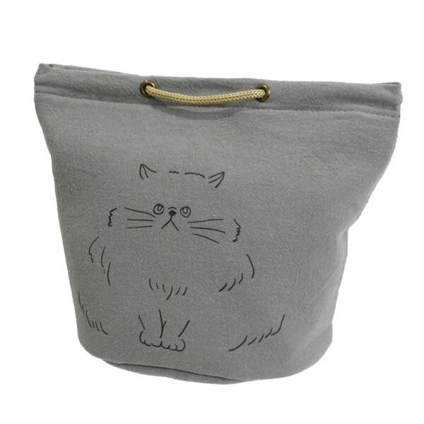 Sabu にゃお 保冷手さげキャリーポーチ グレー 423123商品コード：55081307110型番：423123サイズ：キャリーポーチカラー：グレーカラー:グレー素材:表地:綿100% 裏地:ポリエステル100%(シルバーコーティング)...