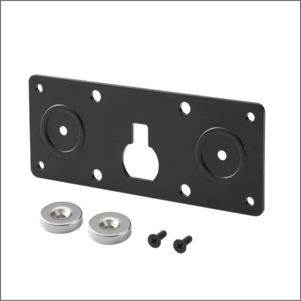 IC-2730のコントローラー用ブラケット（マグネット付属）です。吸盤型マウントブラケット：MBF-1にIC-2730のコントローラを設置できます。