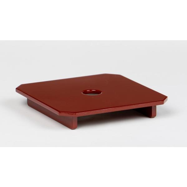 注意：納期　半年位かかる場合がございます。三宝（三方）用の下須板（げすいた,ゲス板）朱のカシュー塗です。三宝（三方）の膳幅（横幅）を測って下さい。脚の裏部分は、布等は貼っていません。５寸用　幅13.4ｘ奥行13.4ｘ高さ2.2　約ｃｍ６寸用...