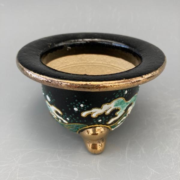 お手持ちの富貴蘭がワンランクアップ！外国の方へのプレゼントにもどうぞ。三河本楽鉢　愛楽園製　