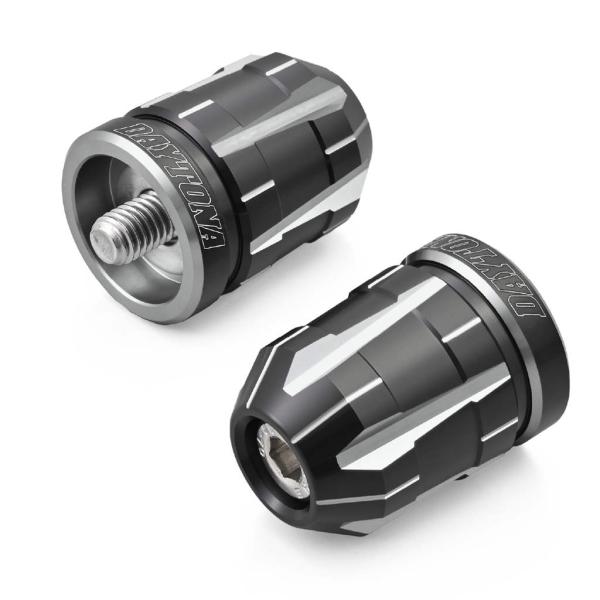 【適合】汎用　【商品説明】「創」と「麗」を極めた逸品PREMIUM ZONEシリーズのバーエンド。 ●アルミの無垢素材から繊細で丁寧な加工で削り出し、2色の色彩がきわだつ優美なデュアルアルマイト仕上げ。こだわりの日本製。 ●スクラッチにエッ...