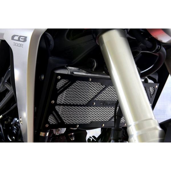 【適合車種】CB250R　【商品説明】飛び石等をガードし、ラジエターコアを保護します。