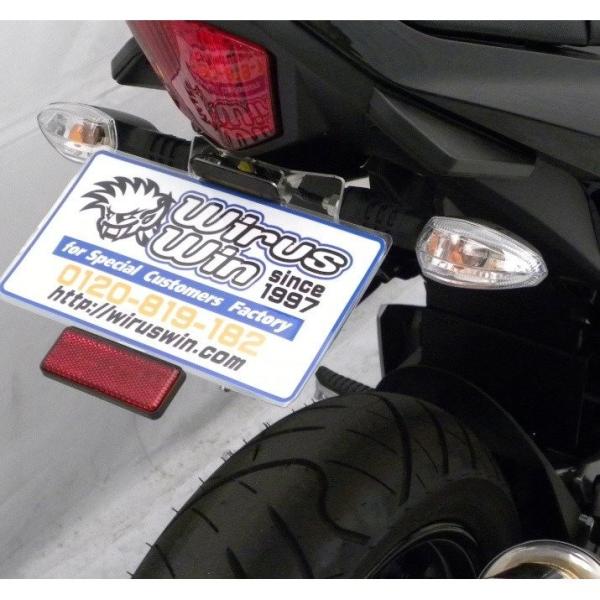【適合車種】GSX250R　【適合型式】車体型式：2BK-DN11A、エンジン型式：J517　【商品説明】ノーマルフェンダーを外して取り付けます。後加工の必要もなく簡単に装着することが出来ます。 ●純正のナンバー灯、リフレクター（反射板）、...