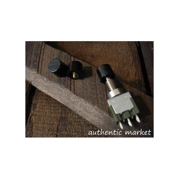 防水プッシュスイッチ専用のキャップです。付けるとボタンを押し易くなります。色と、サイズに種類がありますのでご確認下さい。こちらの商品は10パイ、色は黒になります。※キャップのみです。スイッチ本体は商品に含まれません。ご注意下さい。【品名】プ...