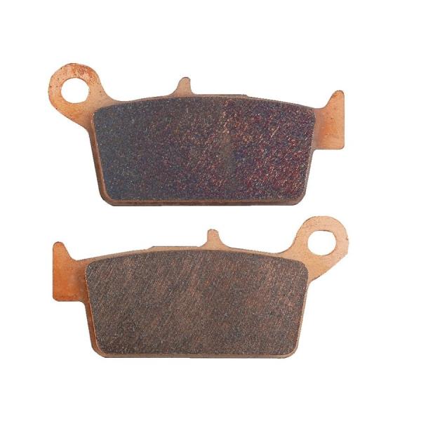 【適合車種】KLX250（98〜07年）、KLX250（08〜15年）　【備考】※ゴールデンパッドおよびハイパーシンタードパッドは鋳鉄ローターに絶対使用しないでください。　【商品説明】一般走行での耐久性を重視するニーズにぴったり ●ハードな...