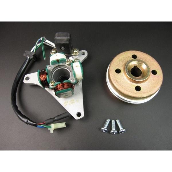 【適合車種】APE100（エイプ）FI車使用不可　【備考】※純正配線とカプラーオン　【商品説明】【特徴】 ●軽量アウターローター仕様のジェネレーターです。 ●純正よりも軽量なため、高回転性能やピックアップ特性を向上。 ●ステーターコイルのコ...