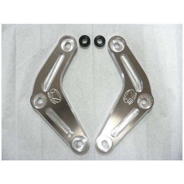 【適合車種】ZX-25R　【適合年式】2020年　【商品説明】ノーマルサスペンション ロッドからの変更でバンク角不足に対応する車高約１２〜１８ｍｍUP の設定です。 ●ノーマル車体のバンク角不足 リアサスペンション変更時のセッティングパーツ...