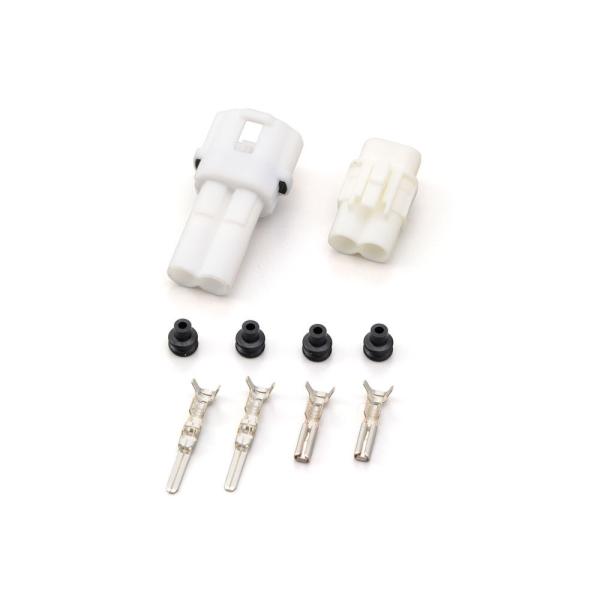 【適合車種】MT-09　【適合年式】17年　【商品説明】純正ライセンスランプに使われているカプラーと同形状のライセンスランプ用カプラー＆端子セット。メインハーネスを傷つけずに電源を取り出すハーネスを自作したり、汎用のライセンスランプをカプラ...