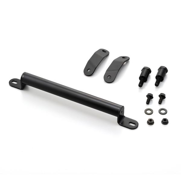 【適合車種】アクシスZ（AXIS Z）　【商品説明】マルチマウントバーのスチール製ベーシックモデル。 ●ボルトオンで簡単に取り付けできるステー付属。 ●φ22.2のパイプに様々なアイテムをマウントできる基本機能は変わらず、存在を主張しないブ...