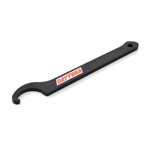 【適合】汎用　【商品説明】ステムナット専用工具のフックレンチ。 ●オフロードからロード・ミニまで使用可能。 ●鉄素材をレーザーカットすることにより、ナットの引っ掛かり精度を向上させました。 ●材質：スチール製 ●厚み：6mm ●対応ナット径...