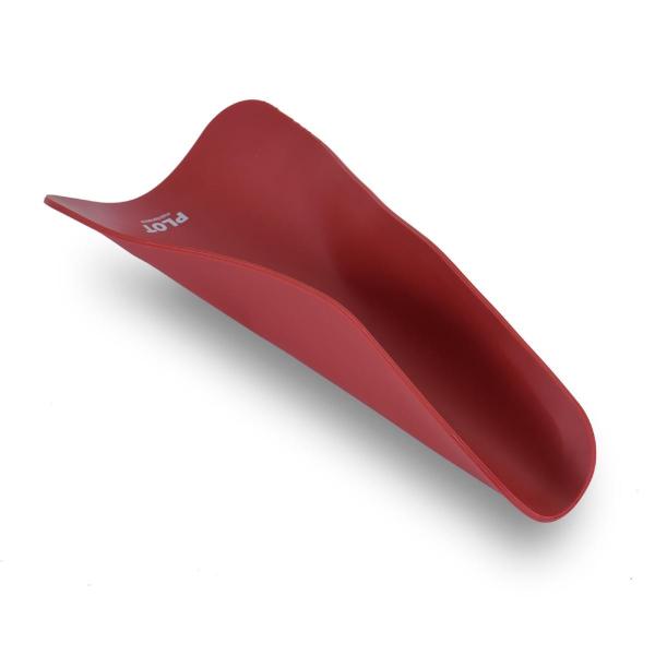 【適合】汎用　【商品説明】プレートサイズ：225x120x3mm様々な液体のじょうごとして利用できます。車両ごとに異なるオイルの注入口に対して、これが一枚あれば、自在に変形させて様々な車両に対応できます。 ●カラー：レッド ●素材：ニトリル...