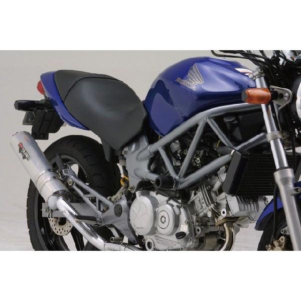 【適合車種】VTR250　【適合年式】98〜13年　【備考】この商品は軽度の転倒時において樹脂プロテクターで車体を滑らせ、エンジンや車体へのダメージを軽減する目的の商品であり、転倒時の車体の傷を保護するものではございません。 ※稀に、転倒時...