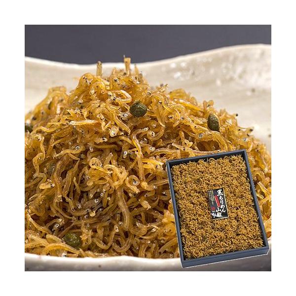 ≪伊勢神宮外宮奉納品≫[内容量] 黒ちりめん山椒 350g[原材料] いわし類稚魚、醤油、酒、みりん、山椒の実、三温糖、糖類発酵物、（一部に大豆・小麦を含む）[箱サイズ] 縦220mm×横185mm×高さ35mm[賞味期限] 冷蔵30日間山...