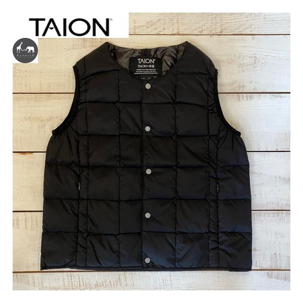 【TAION】　　ベーシック クルーネック インナーダウンベストTシャツ・パーカーなどの上にも気軽に羽織れる、軽くて暖かく着回しやすいデザインが特徴です。撥水性もあり、汚れも付きにくい素材を使用。高品質であり、コストパフォーマンスもGOOD...