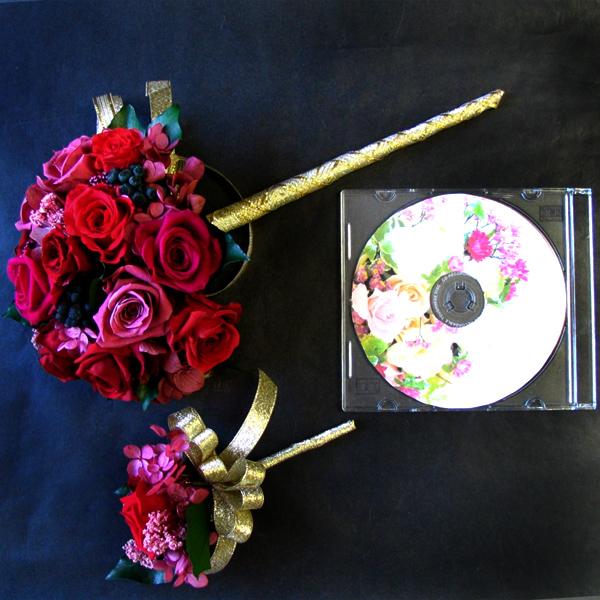 ■形　　態　 オーダーメイドプリザーブドフラワーブーケ ■花 　 材 ・ローズ・カスミソウ・アジサイ・グリーン （以上プリザーブド）・その他小花・リボンなど（オーダーにより花材が異なります） ■サ イ ズ 参考画像の商品は直径約15cmステ...