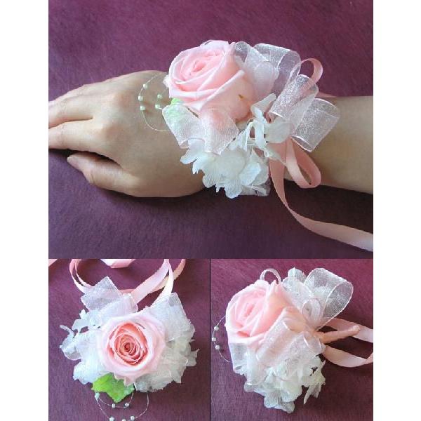 ■おすすめポイント：ふわふわオーガンジーが可愛いリストブーケ。■こちらの商品は納期を５日程頂いております。ご希望お届け日をご注文時の備考欄にご記入下さい。お急ぎの場合はお電話にてお問い合わせ下さい。TEL:0566-42-8843 ■形態・...