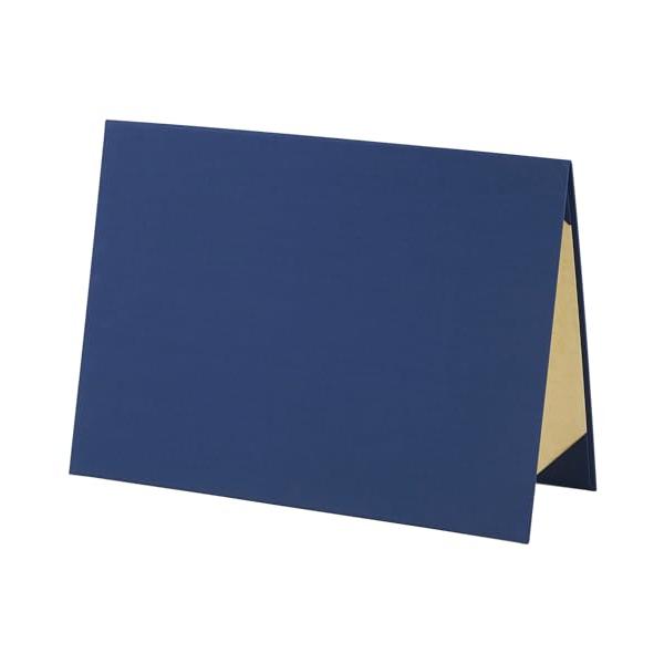【商品概要】B4コピー用紙より一回り大きいサイズ（394×273mm 八二判）が1枚入る、布製の賞状ホルダーです。外寸法：410×290mm 表紙厚2.5mm パッドなし表紙、コーナーは上質感のある生地で作成されています。内貼りは、皮しぼ柄...