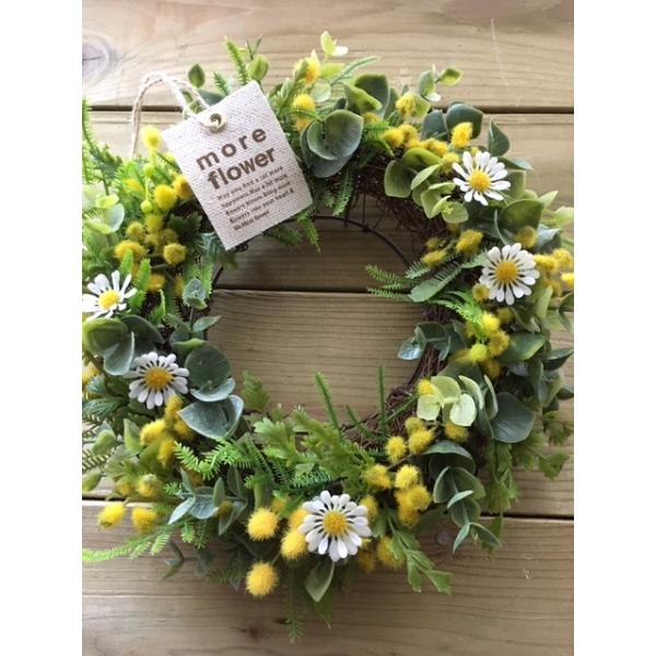 ｎａｔｕｒａｌ・ミニリース「ミモザ」アーティフィシャルフラワー新築・開店・お誕生日・ご退職など 色々なお祝いに春を届ける「ミモザ」のおしゃれなミニリース！リースサイズ：直径20cm×高さ10cm 程度リースBOXにお入れしてお届け致します！