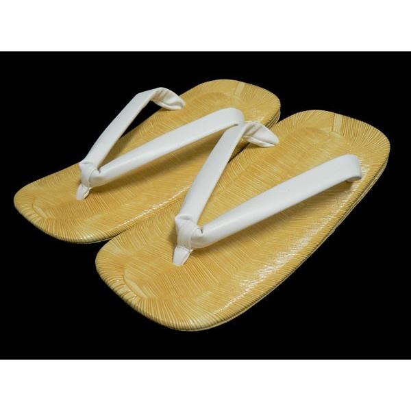 【素材】　鼻緒・ 雪駄表：ビニール　底（ソール）：牛皮　金付き【色】鼻緒：白【LLサイズ】　26.5〜28.5cm前後位の方におススメです　長さ：約27.5cm　　幅：約10.5cm　　　　かかとの高さ：約2.5cm（滑り止めふくむ）※雪駄...