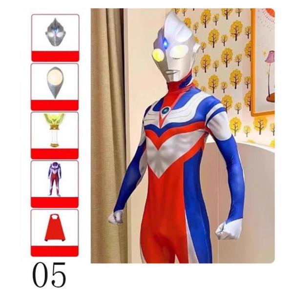 ●本商品は新品です。●セット内容 ：写真参照。【注意】●メーカーによって仮面のデザインが異なります。●電池が含まれておりません●光る道具には電池が含まれておりません●連体服におきましてヘッドカバー部分と本体衣料は別体仕様となっております。●...