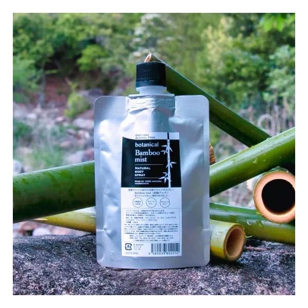 天然成分100％のアウトドアスプレー詰替え用。ディート(化学合成忌避成分)、エタノール等のアルコール成分、 界面活性剤等の化学物質は一切使用しておりません。■内容量■１００ml(約７２０回分使用可能)■サイズ■２５×１００×１７０mm■原材...