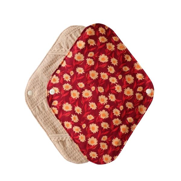 布ナプキンを挟む方の生地は経血が落ちやすいオーガニックコットンなので、万が一ホルダーに経血がついても大丈夫。ゴム付きで、うっかり落としちゃう不便も解消。可愛いレースのゴムも、オーガニックコットンです。■サイズ■広げたサイズ：約２４ｃｍ×約１...