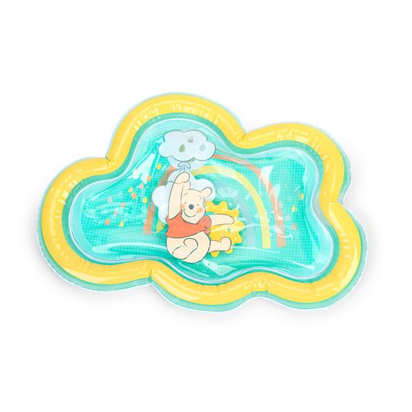 カラー：ブルー中央に水、周囲に空気をいれて使用するウォーターマット。水中に浮かぶさかなや貝がらを動かそうとする事で手指の発達を促します。腹ばい時やお座りしながら遊ぶのに最適です。くまのプーさんのキャラクターが描かれています。