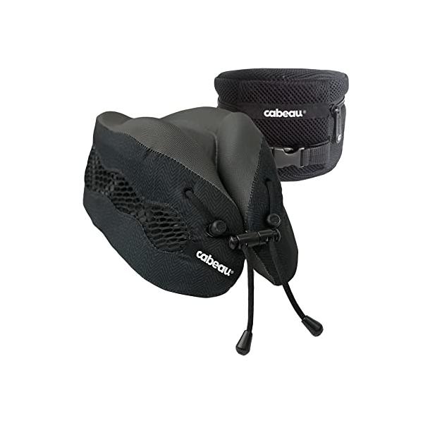 カラー：ブラック＊通気性と心地よい涼感：通気性のメッシュで覆われた低反発素材のサイドとバックの通気口は、冷却効果を持続します。＊サイズ変更可能なピボットループ ：2つのフロントピボットループを使用して、首の太さに合わせてフィットするように枕...