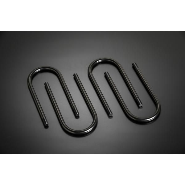 車種：キャラバン　適合型式：E26※マイクロバスを除く全車【CAUTION】※車検証記載の数値（高さ）に対して40ミリ以上の差異が生じた場合には、「構造変更検査」を受ける必要があります。【WARNING】当製品は地上高を確保するため、ロアブ...