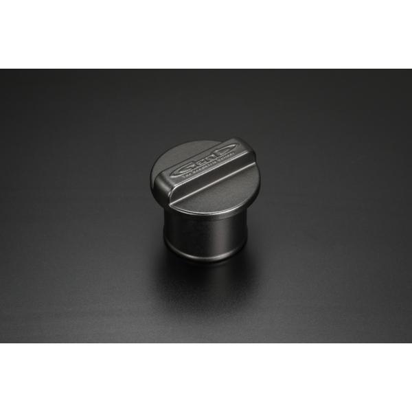 車種：ハイエース　適合型式：GDH200系【CAUTION】※レゾネーターを取り外すことで吸気音が若干増大しますが、性能に及ぼす悪影響はありません。【WARNING】標準ボディの一部車両には、型式・年式が適合内にもかかわらずレゾネーターが装...