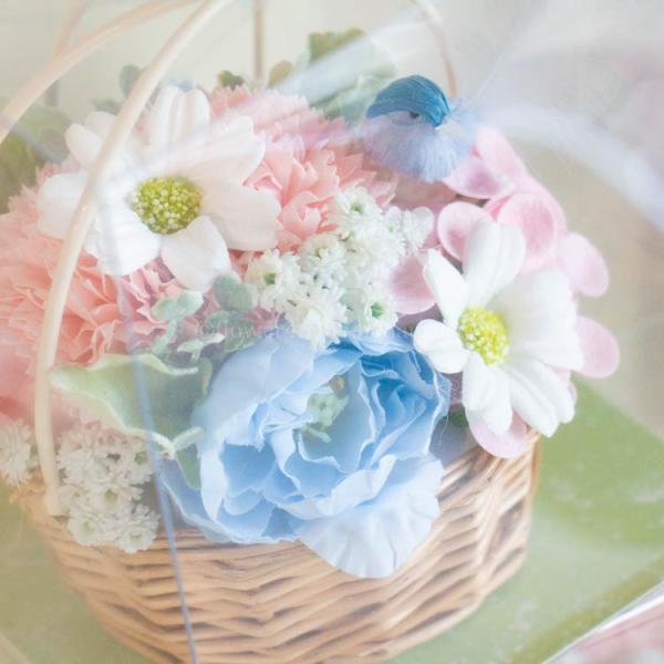 ※北海道・沖縄・東北へのお届けは送料別途500円がご注文完了後に加算されます。ご了承ください。 ◆商品について ソープフラワーサイズ(約):横幅190×奥行110×高さ230mm袋サイズ（約）：横幅180×奥行100×高さ300（持ち手込み...