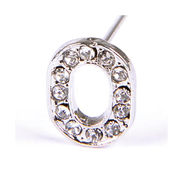 イニシャル（アルファベット）のピックです。エレガントな輝きのガラスピック、アイデア次第で様々な用途にご利用いただけます。大きさ：　最大幅約1.5cm×　長さ約8cm※先端が尖っていますので、商品を取り出す際や、ご使用の際は十分ご注意ください...