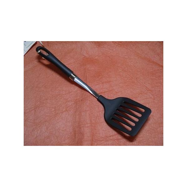 機能的で美しいスタイルのキッチン小物　　　◆愛妻專科シリーズ◆●　軽くてシンプル●　熱に強く持ちやすいハンドル●　食器洗浄機に対応ナイロン製のため、フッ素樹脂加工のフライパンやお鍋を傷つけにつくいです。左右対称なので、左利きの方にもお使い頂...