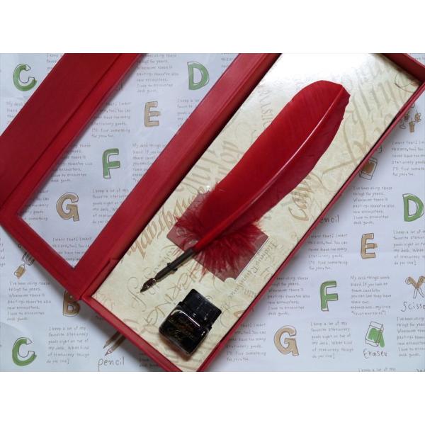 ＜description＞ Left Handed Quill Pen &amp; Ink Setめったに見かけない左利き用の万年筆ですが、その中でもイタリックモデルは大変めずらしく、なかなか手に入れることが出来ない商品です。 大きく斜めに...