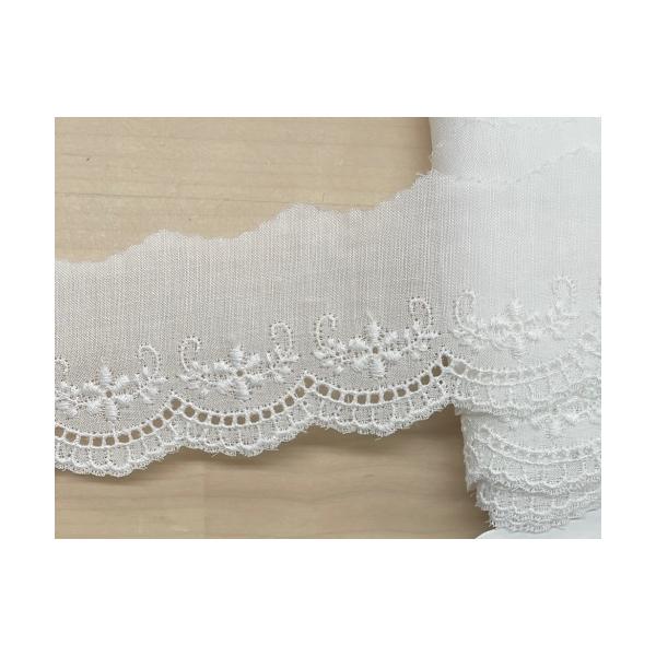 日本製の綿レースです。１本が13ｍのため14ｍ以上のご購入は2本以上に分かれてのお届けとなります。※13ｍ以下でも本数が分かれてしまう場合もございます。　ご了承くださいませ。 【サイズ】 約45mm巾※一番出ているところを計測しております。...