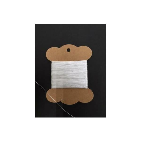 アイロン接着糸5ｇ（約70ｍ）接着温度：130℃〜160℃接着時間：5〜10秒※こちらは工業用のものを台紙に巻きなおしたものです。　途中で繋ぎが入る場合もございます。予めご了承ください。【サイズ】 太さ：2号重さ：5ｇ（約70ｍ） 【色】 ...