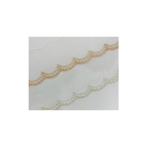 ラメ糸の刺繍が綺麗なチュールレースです！ ＊サイズ＊ 50mm巾 ＊色＊ ゴールド / シルバー ＊素材＊ 【基布ネット】ナイロン 100%【刺繍表糸(ラメ糸)】レーヨン 64%ポリエステル 36%【刺繍裏糸】綿 100% ※ご注意 ・お客...