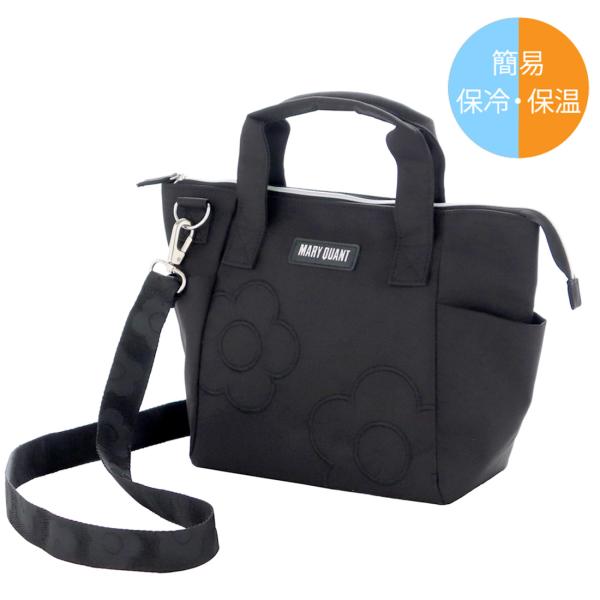 バッグ本体：高さ/幅約21cm マチ約11cmストラップ：幅約3cm 長さ約61?119cm （金具含まず）表地：ポリエステル 裏地：ポリエステル中国製アイコン“デイジー”が刺繍された簡易保冷保温バッグ。サイドのポケットはスマートフォンやI...