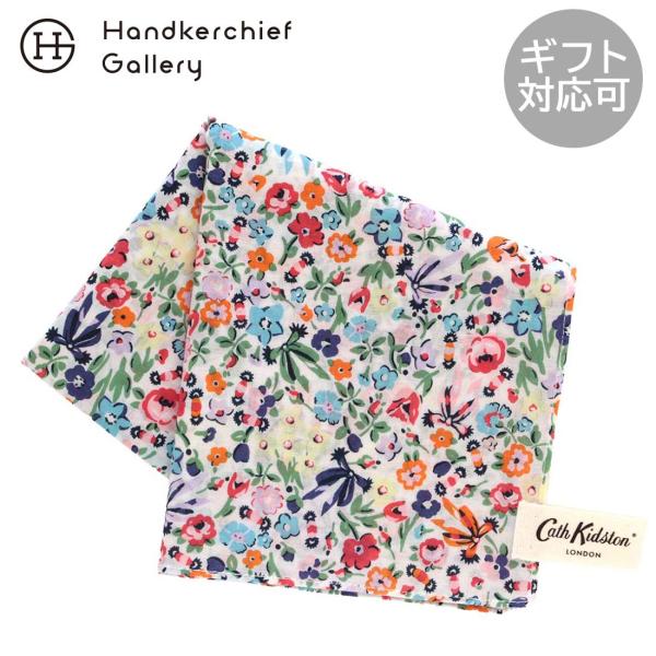 約50×50cm綿100％日本製しゃっきりとしたコットン生地を使用したプリントタグが目印のハンカチーフ。小花とリボンを組み合わせた、クラシカルで可愛らしい柄です。【Cath Kidston(キャス キッドソン)】1993年に英国ノッティング...