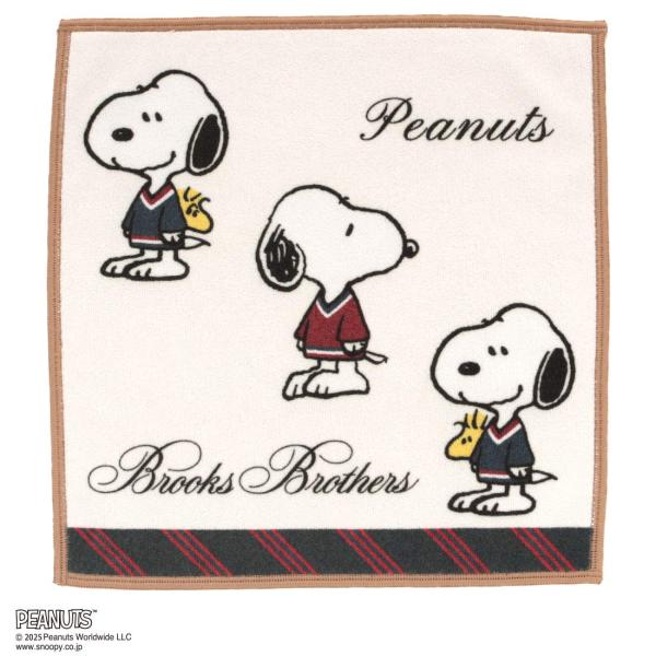 約25×25cmポリエステル55％ 綿40％ ナイロン5％日本製Brooks Brothersのセーターを着用したスヌーピー。ちらっと覗くウッドストックもポイントです。Brooks Brothersを象徴する「ナンバーワン ストライプ」のボ...